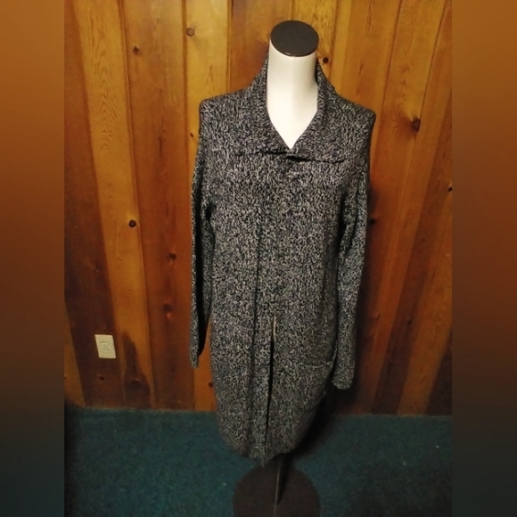 Liz Claiborne | Sweaters | Emma James A Liz Clairborne Company Large ...